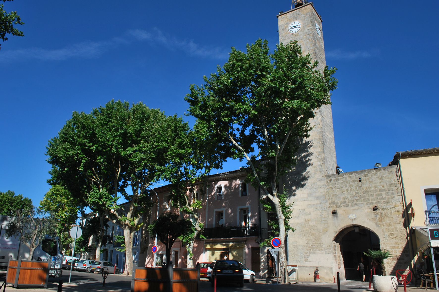 L’aménagement du cours de la place | Mairie Saint-André-de-Sangonis